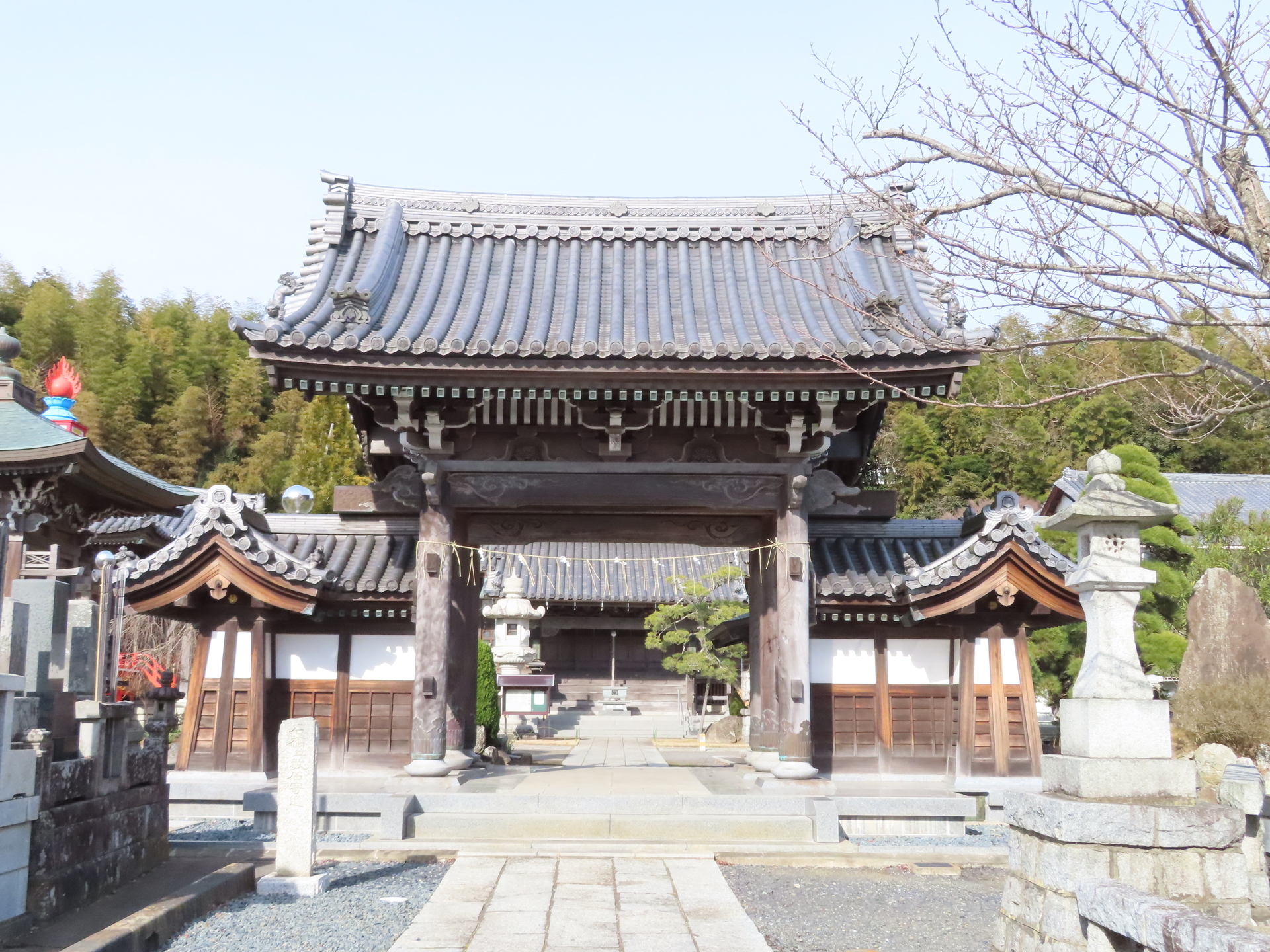 ひたちなか市栄町：華蔵院: 怠け者の散歩道2